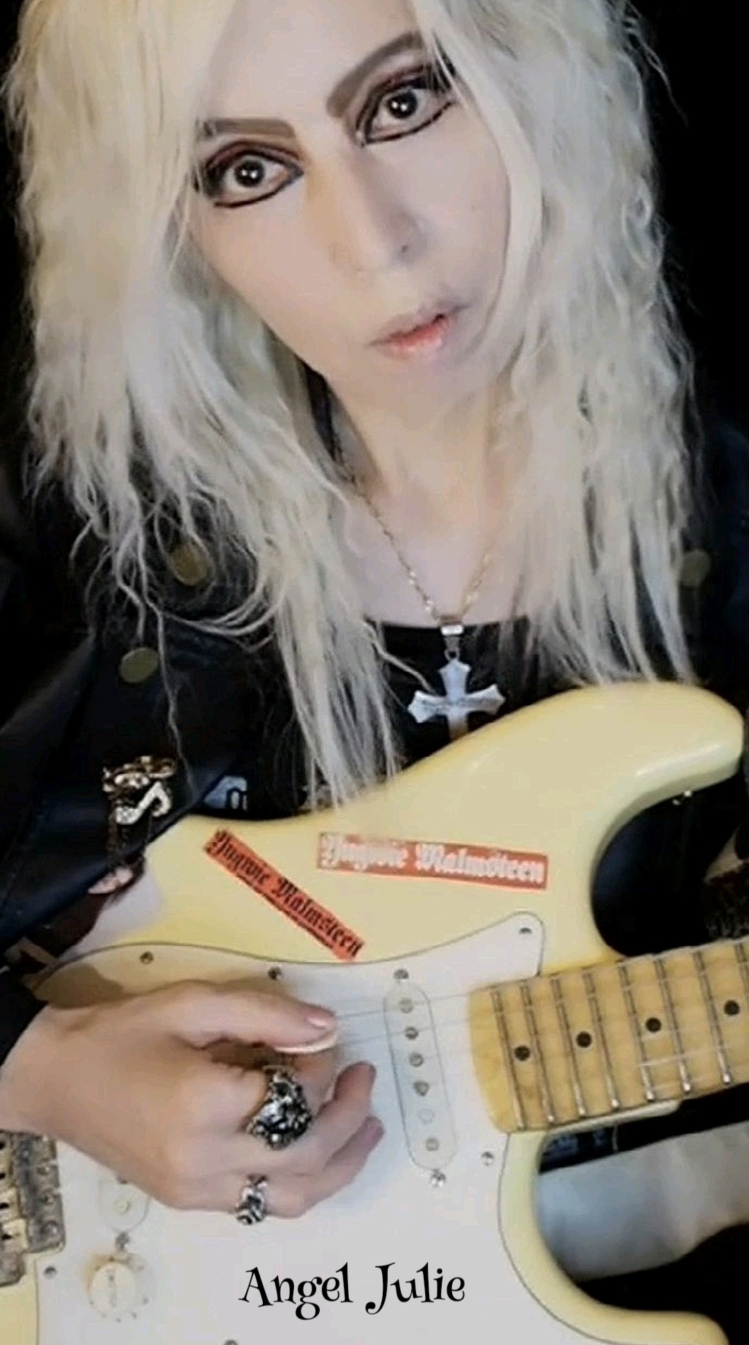 Angel Julie Official site ｜🎸Guitarist | 🌹 Pro Photographer 📸 – Angel ...